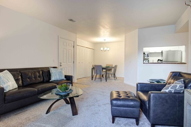 Pine Ridge Apartments Apartments - 2800 Overlook Dr Rochester Hills, MI ...