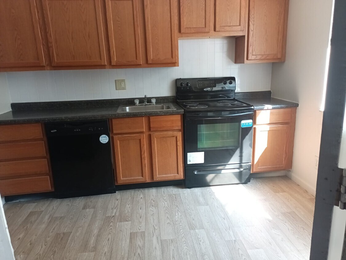 9925 Sloane Sq Unit 9925 - A, Saint Louis, MO 63134 - Apartments in ...