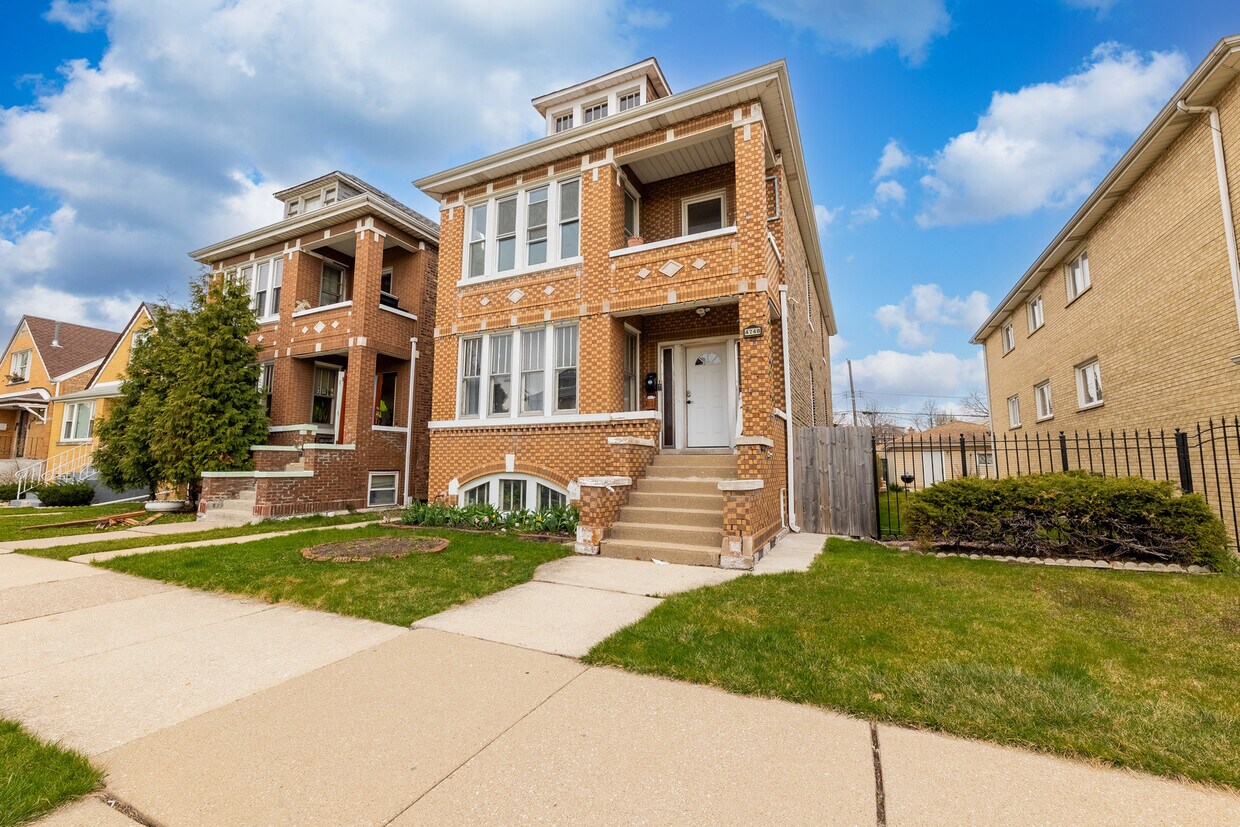 4748 S Keeler Ave, Chicago, IL 60632 - House Rental in Chicago, IL ...