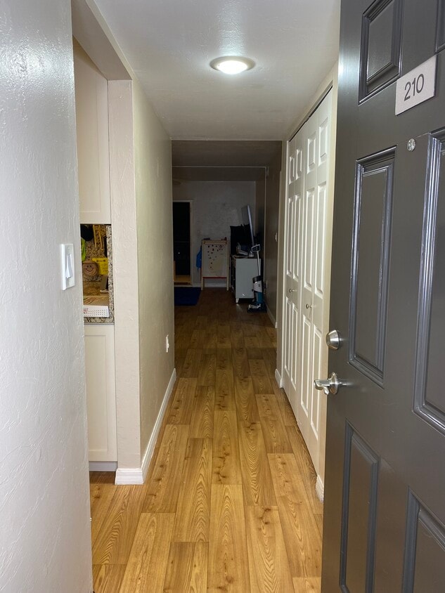 2121 Collier Ave Unit 210, Fort Myers, FL 33901 - Condo for Rent in ...