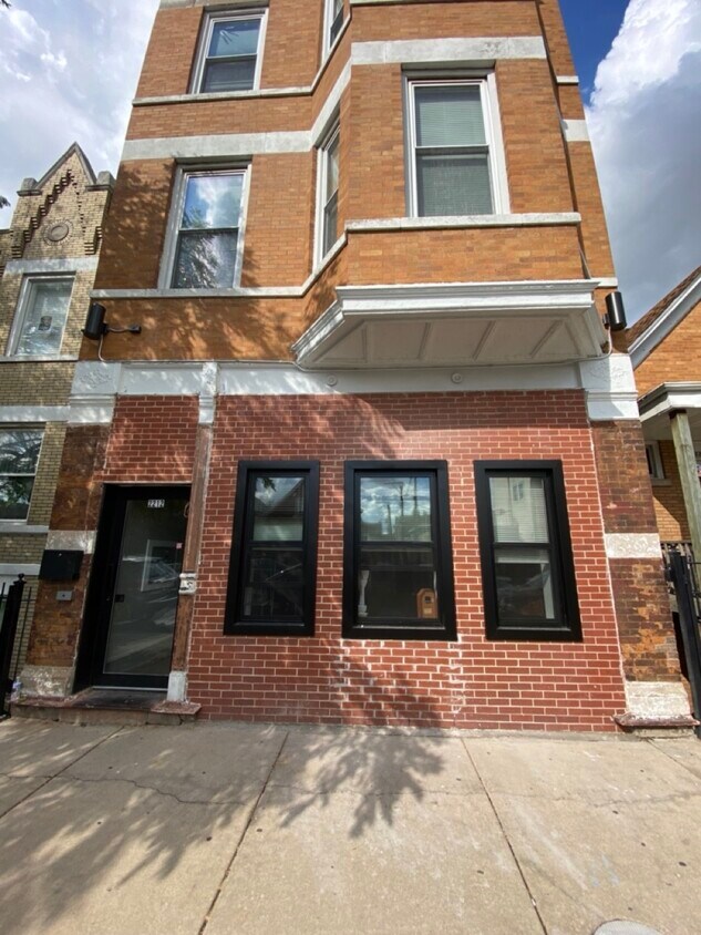 2212 W 23rd St, Chicago, IL 60608 - Chicago, IL, 60608 | Apartments.com