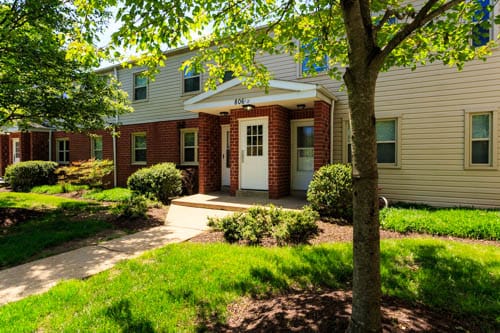Laurel Manor Apartments - Laurel, MD | Apartments.com