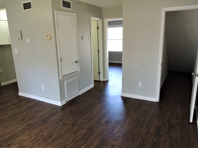 Greenwood Village - Apartments in Charlotte, NC | Apartments.com