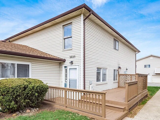 Hartman Ponds Condos for Rent | Apartments.com