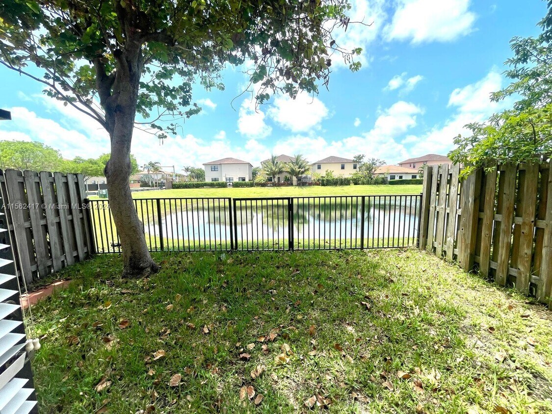 23364 SW 113 Passage, Homestead, FL 33032 - Townhome Rentals in Homestead FL | Apartments.com