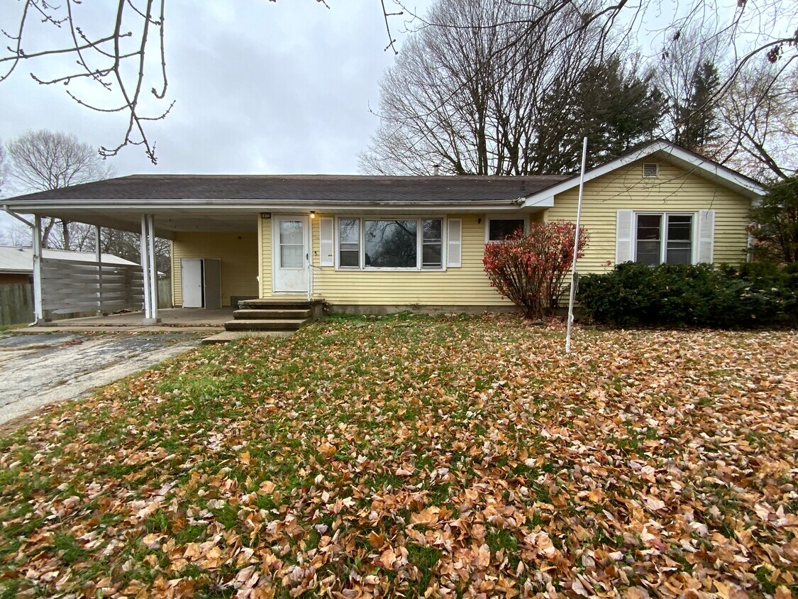 1812 Syrcle Dr, Danville, IL 61832 - House Rental in Danville, IL ...