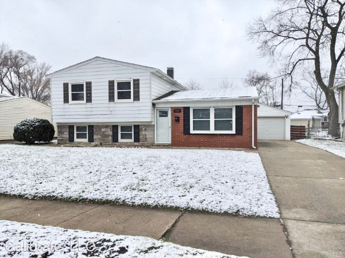 934 N Oakwood St, Griffith, IN 46319 - House Rental in Griffith, IN ...