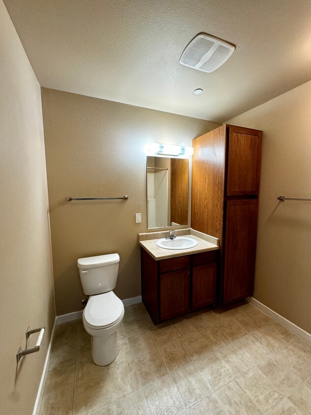 Mirabeau Commons - 2906 N Cherry Ln Spokane Valley, WA 99216 ...