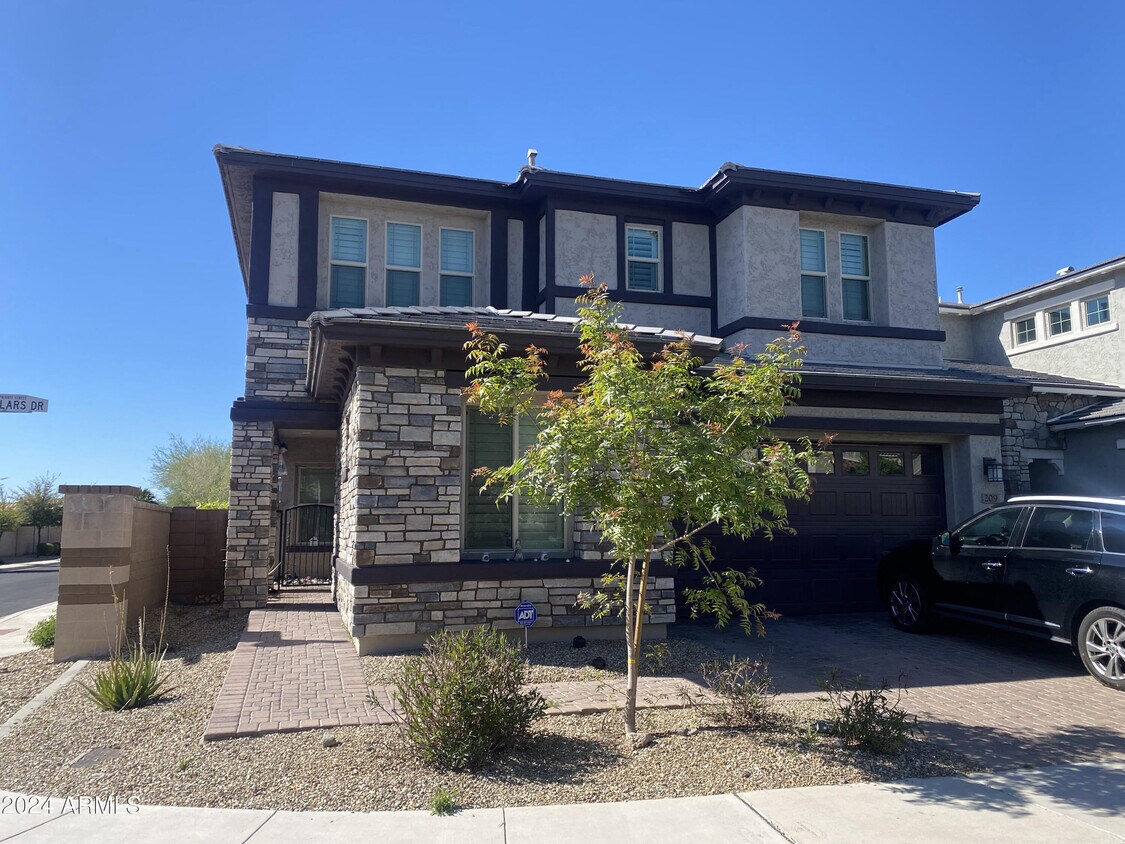 209 W Fellars Dr, Phoenix, AZ 85023 - House Rental in Phoenix, AZ ...