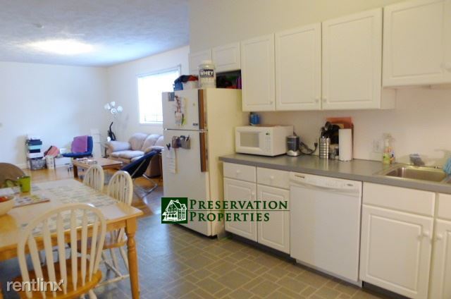 141 Crafts St, Newton, MA 02460 - Townhome Rentals in Newton MA ...