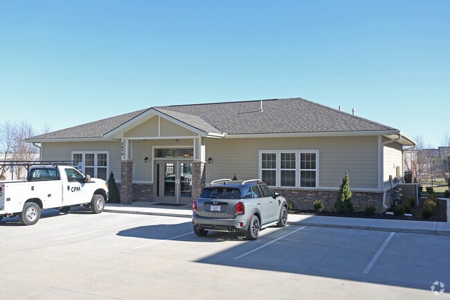 Chapel Ridge Townhomes Apartments - Lees Summit, MO | Apartments.com