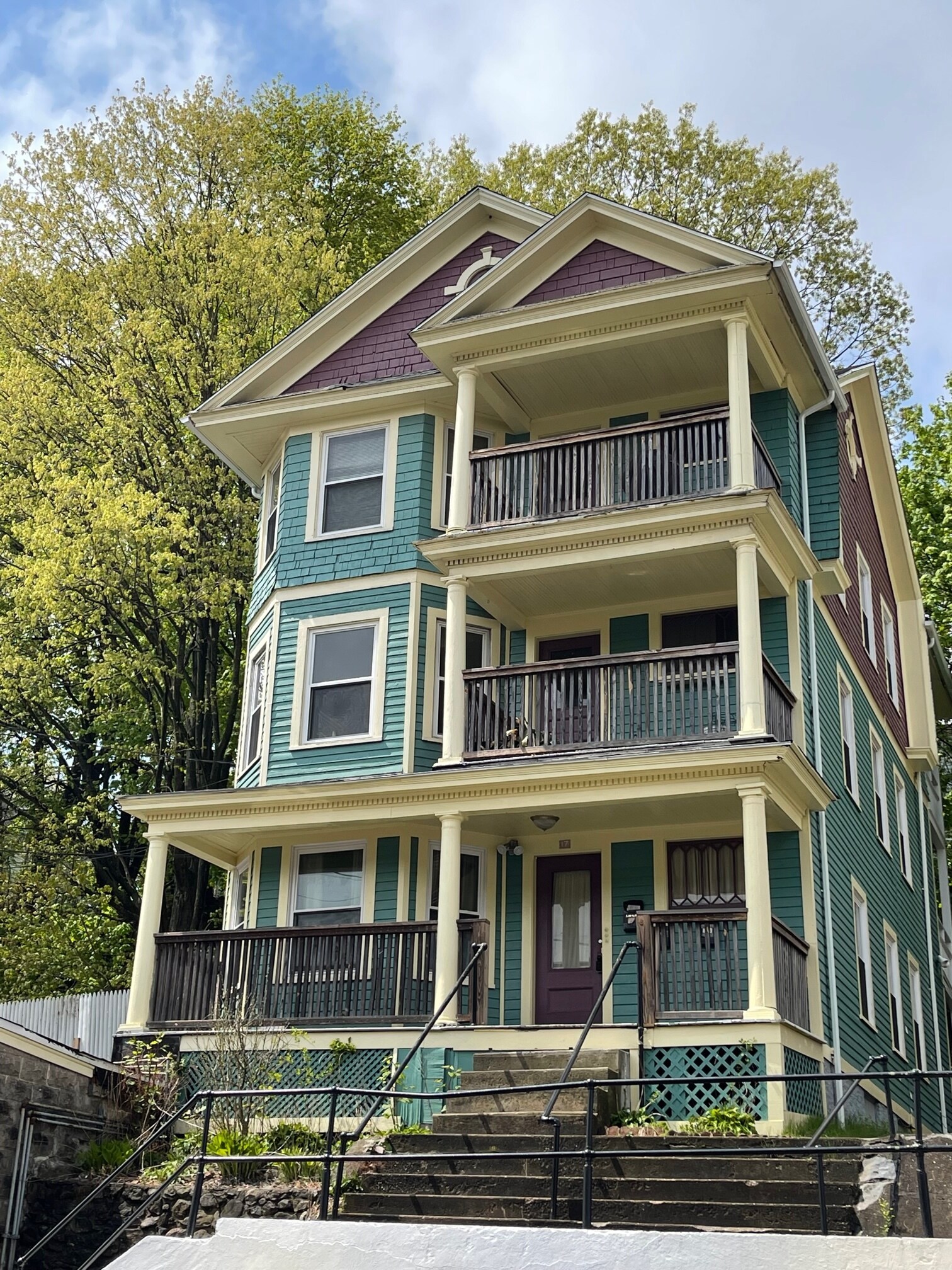 17 Poplar St Unit 2, Waterbury, CT 06708 - 17 Poplar St Waterbury, CT ...
