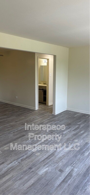 5710 108th St, Chicago Ridge, IL 60415 - Condo for Rent in Chicago ...