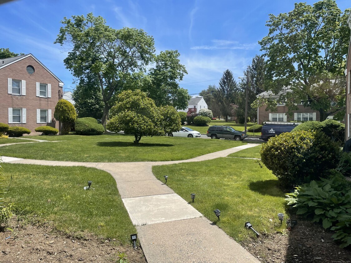 30 Standish Rd Unit APT 2, Stamford, CT 06902 - Condo for Rent in ...