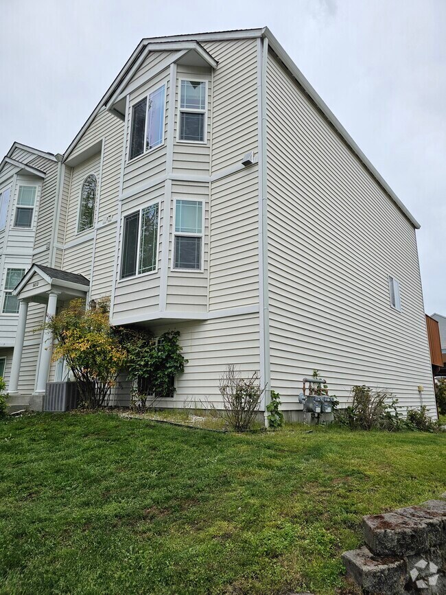 Freestone Station Apartments for Rent - Olympia, WA - 4 Rentals ...