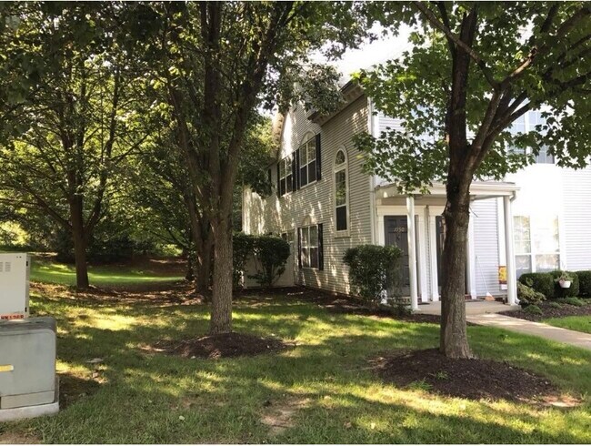 1950 Mattis St Unit 1950, Hellertown, PA 18055 - Condo for Rent in ...