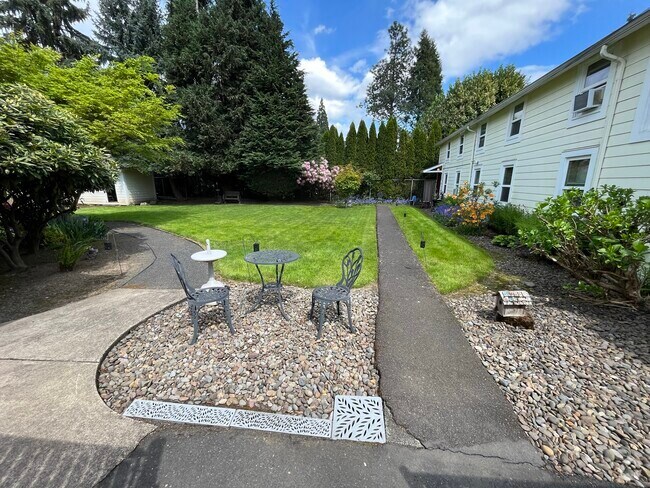 Apartments For Rent in Jennings Lodge, OR with Yard - 2 Rentals ...