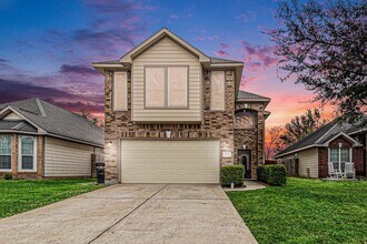 Northcliffe Manor Apartments for Rent with Utilities Included - Houston ...