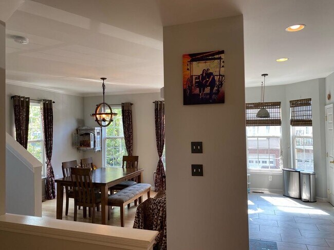 8 Xavier Ct Unit TH, Jersey City, NJ 07305 - Condo for Rent in Jersey ...