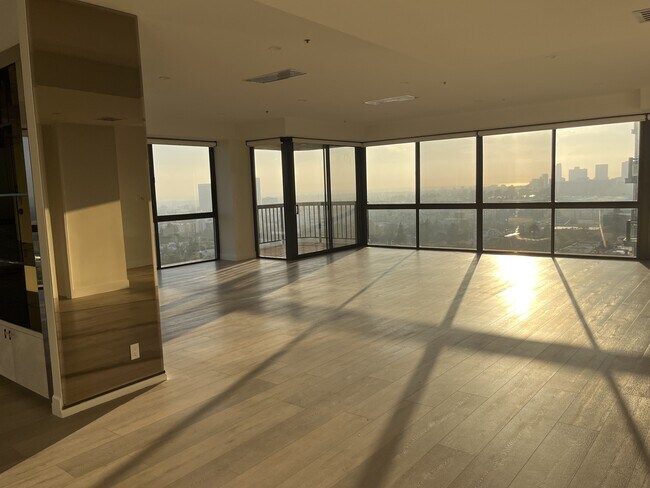 10750 Wilshire Blvd Unit 1004, Los Angeles, CA 90024 - Condo for Rent ...