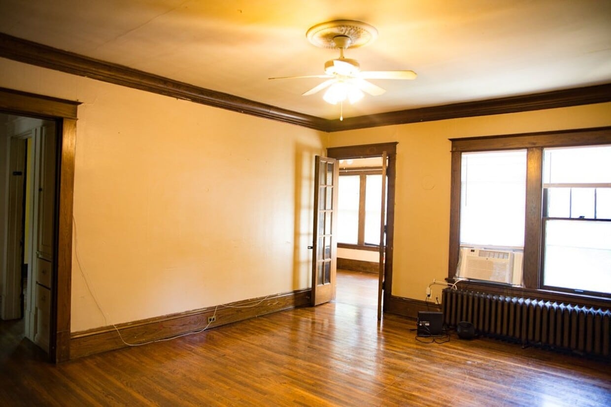 417 11th Ave SE Unit #1,2,3,4,5,6, Minneapolis, MN 55414 - Room for ...