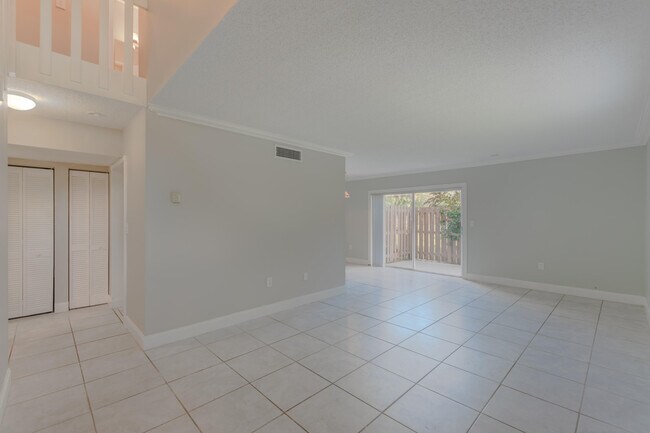 11467 SW 109th Rd Unit 7b, Miami, FL 33176 - Condo for Rent in Miami ...