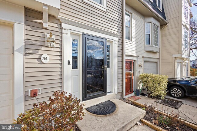 34 Fendall Ave, Alexandria, VA 22304 - Townhome Rentals in Alexandria ...