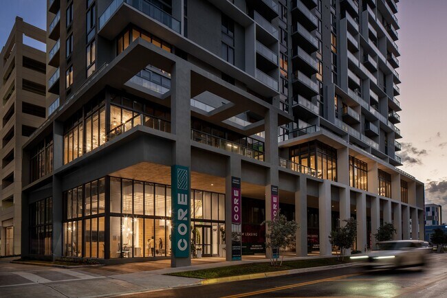 Core Link at Douglas - Alquileres en Miami, FL | Apartamentos.com