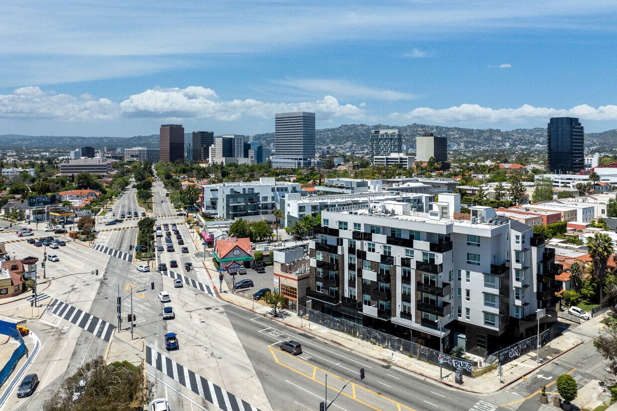Ogden Garden by Wiseman - 951 Ogden Ave Los Angeles, CA 90036 ...