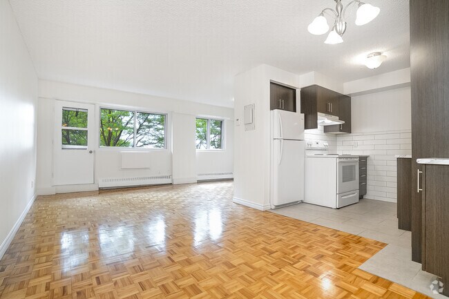 Apartments with Move-In Specials in Hampstead QC - 2 Rentals ...