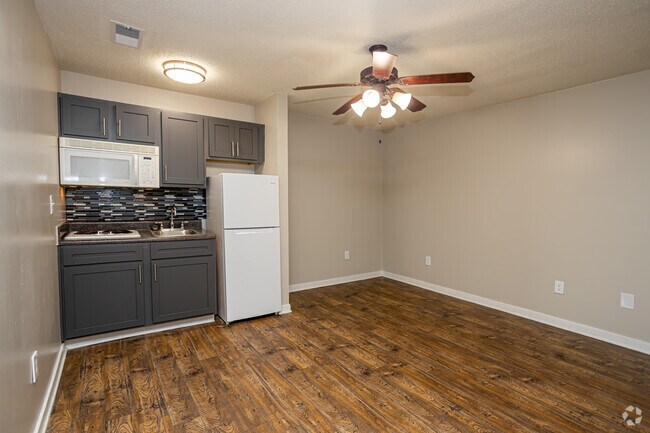 The Gates at Three Rivers Apartments - 11200 Three Rivers Rd Gulfport ...