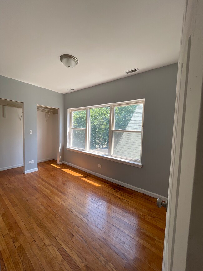 731 N Spaulding Ave Unit 733-1 N Spaulding, Chicago, IL 60624 - 731 N ...