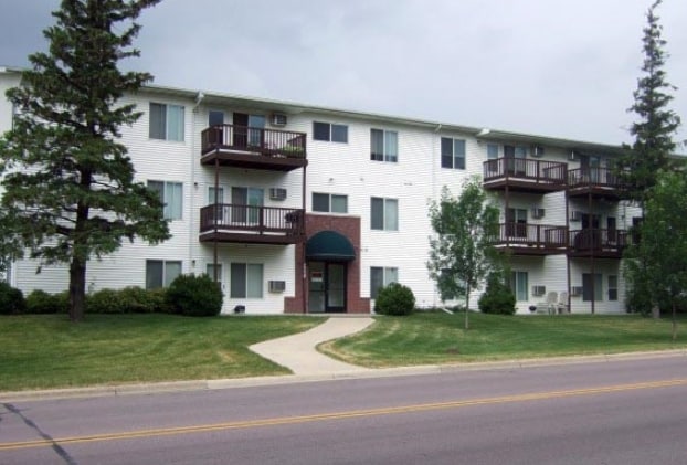 Park Village Apartments - 2250 N Cedar Ave Owatonna, MN 55060 ...