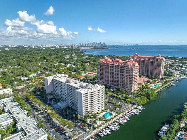 Sunrise Point Gated Apartments for Rent - Coral Gables, FL - 4 Rentals ...