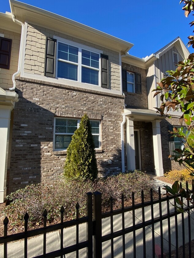 249 Aventine Ln, Smyrna, GA 30082 - Townhome Rentals in Smyrna GA ...