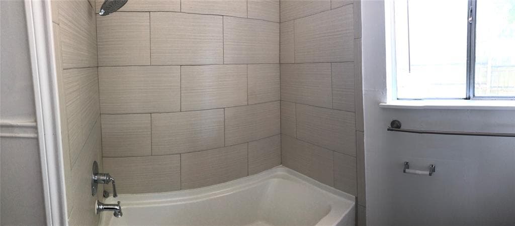 2201 Lanier Dr, Austin, TX 78757 - Townhome Rentals in Austin TX ...