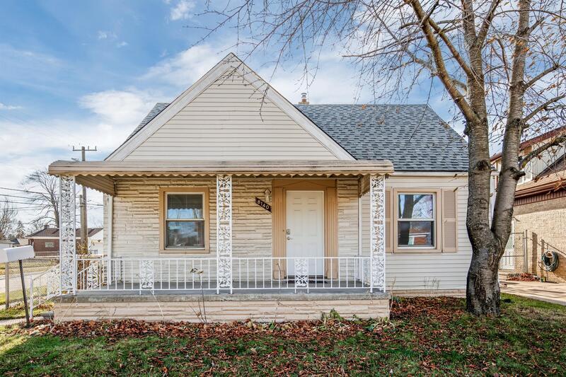 8140 Theisen St, Center Line, MI 48015 - House Rental in Center Line ...