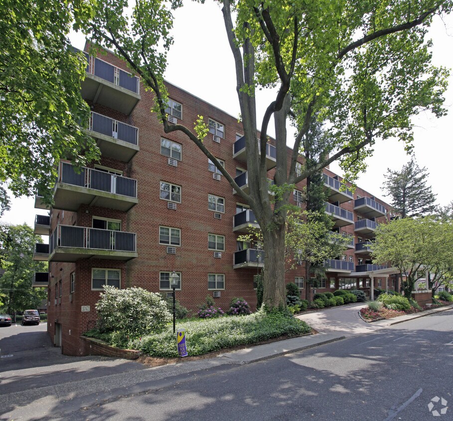 Hamilton Court Apartments - 232 South St Morristown, NJ 07960 ...