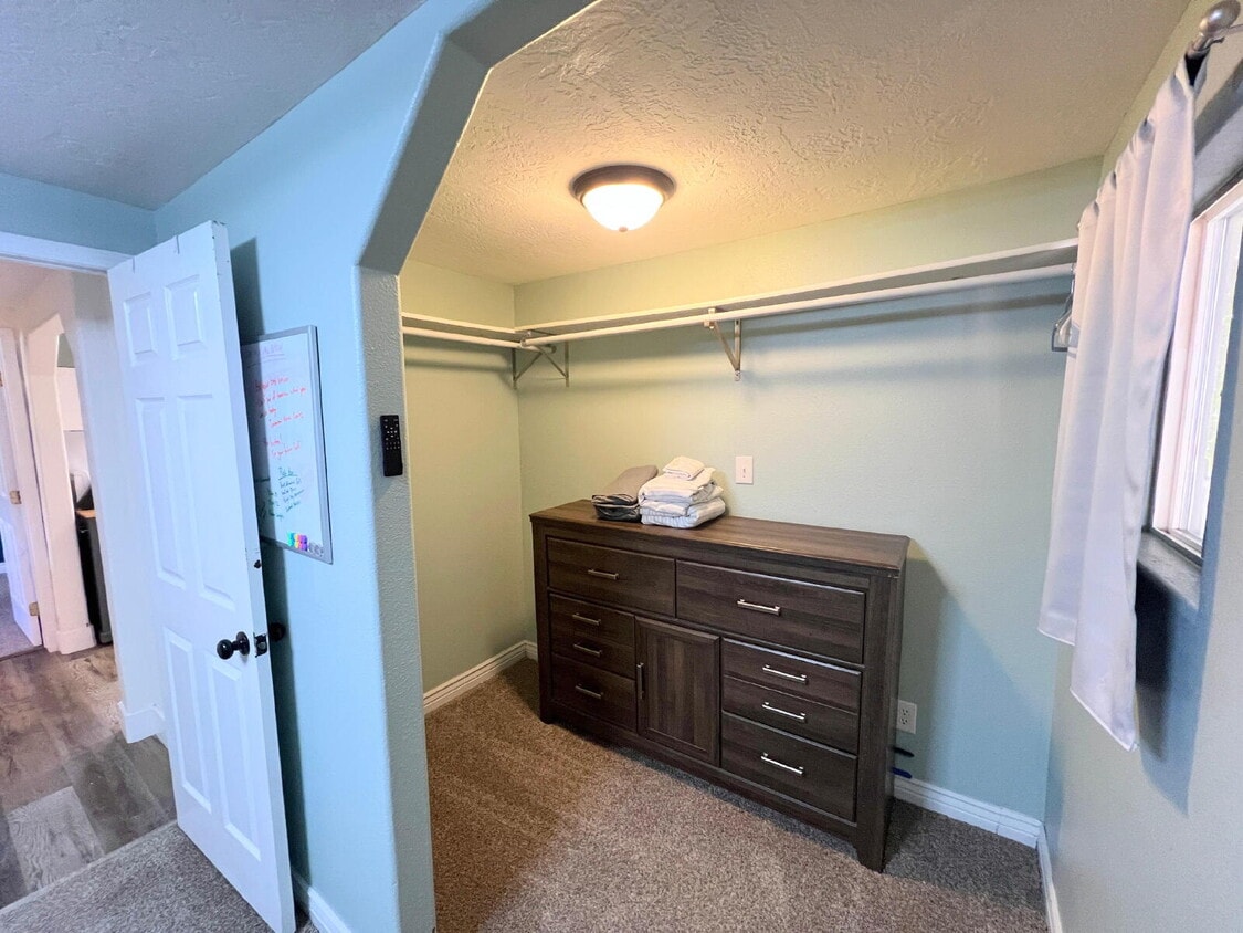 26 E 100 S, Roosevelt, UT 84066 - Room for Rent in Roosevelt, UT ...