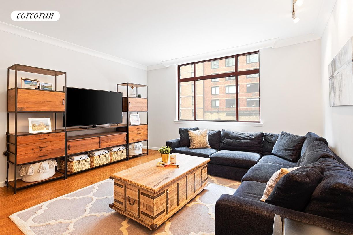 350 Albany St, New York, NY 10280 | Apartments.com