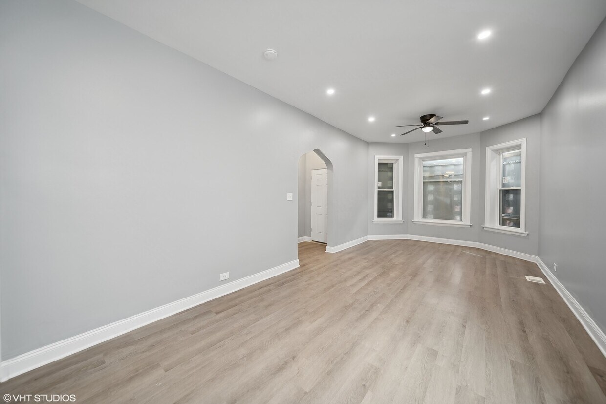 7108 S Emerald Ave, Chicago, IL 60621 - House Rental in Chicago, IL ...