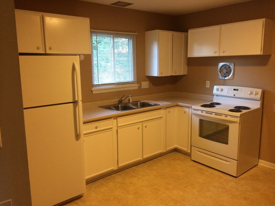 201 Oak Street, East Rochester, NY 14445 - 201 Oak Street East ...