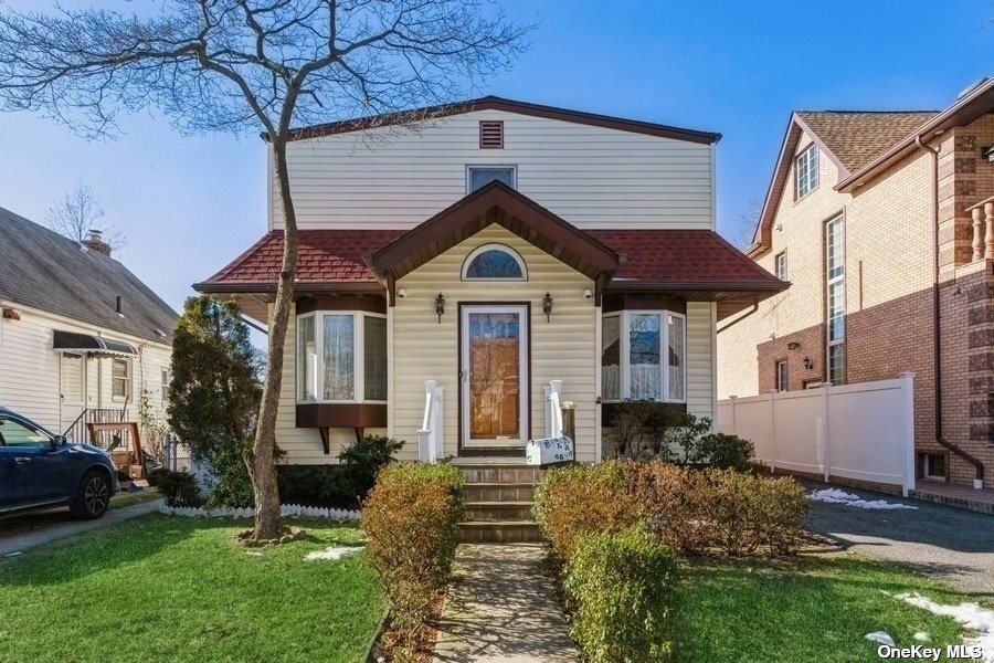 81-34-81251 251St St, Queens, NY 11426 - House Rental in Queens, NY ...