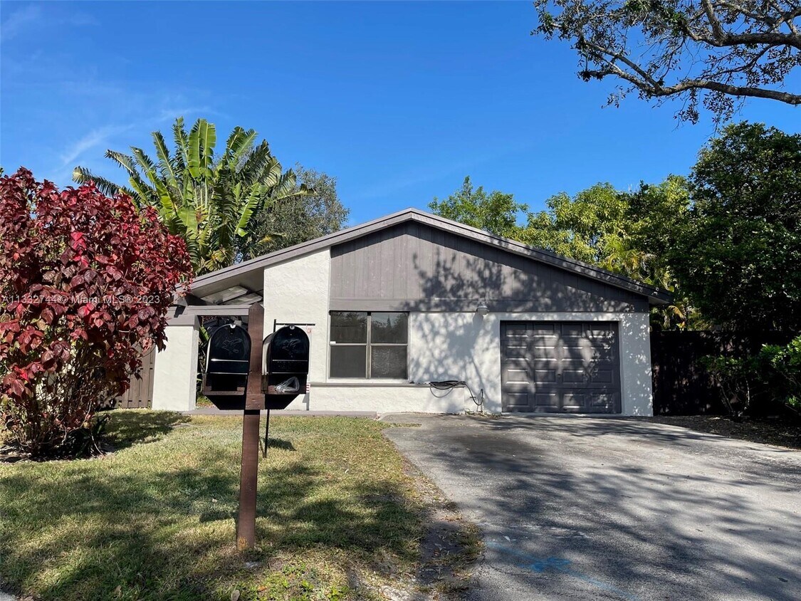 11215 SW 135th Ct, Miami, FL 33186 - House Rental in Miami, FL ...