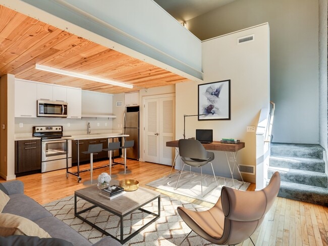 New Hampden Apartments for Rent with a Yard - Baltimore, MD - Updated ...
