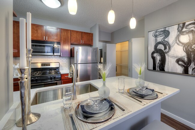Atwater Apartments Rentals - Chicago, IL | Apartments.com