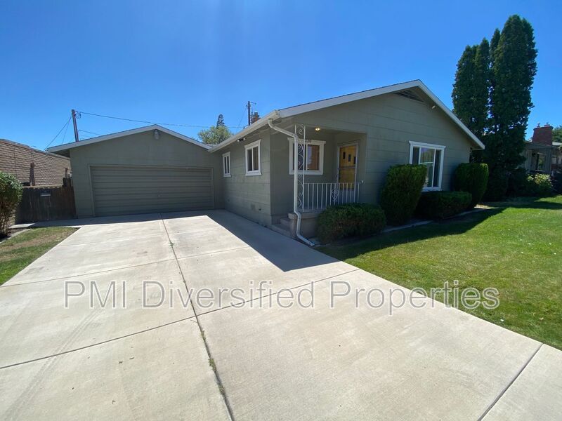 230 Glenmanor Dr Reno, NV 89509 - Alquileres en Reno, NV | Apartamentos.com