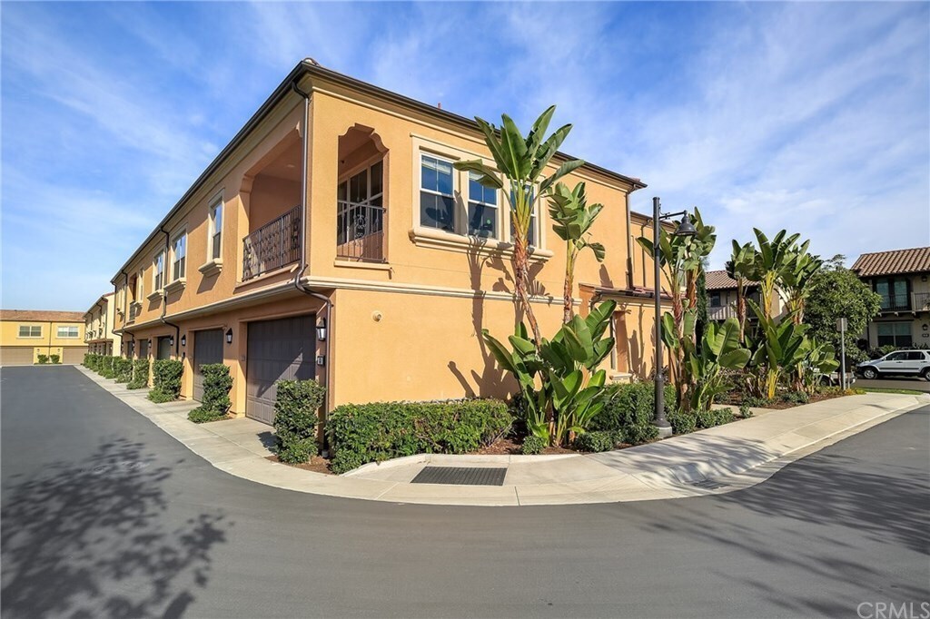 68 Jade Flower, Irvine, CA 92620 - House Rental in Irvine, CA ...
