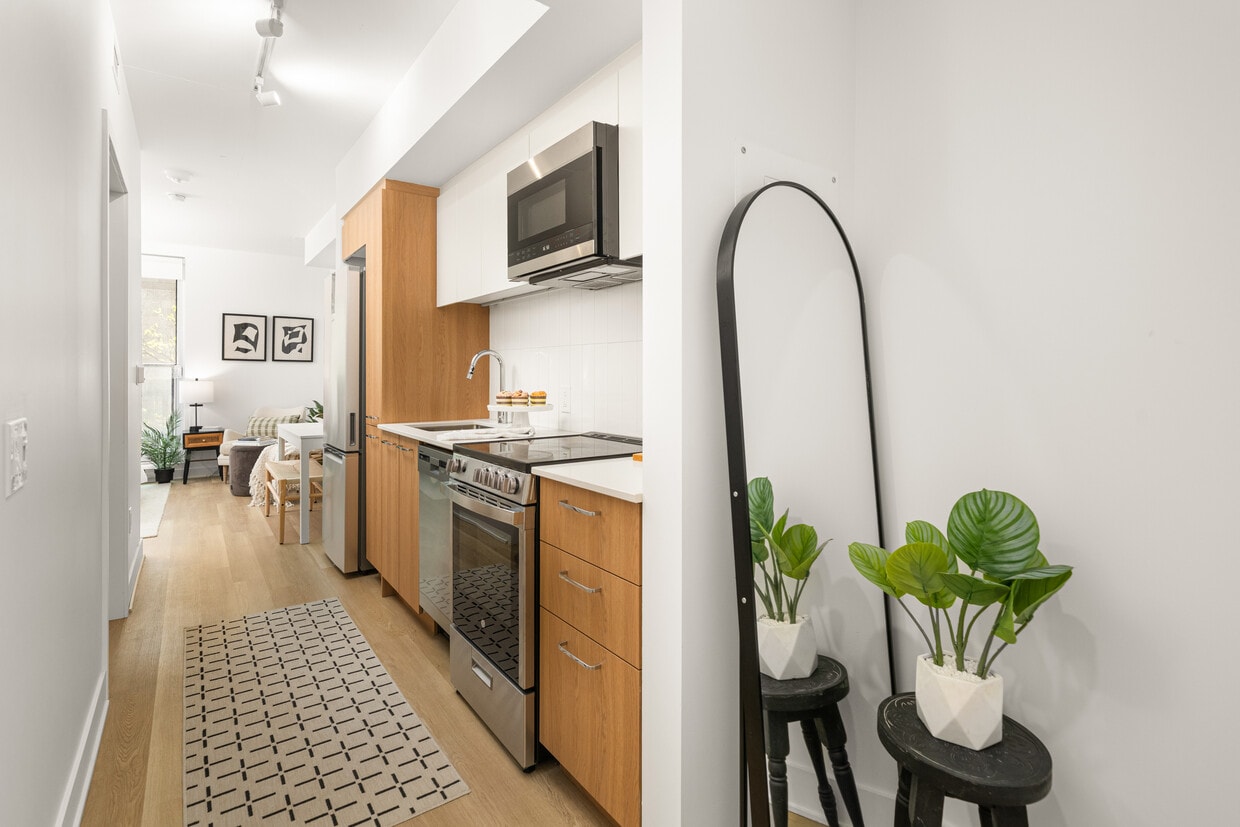 Champlain Apartments - 1415 Av Papineau Montréal, QC | Apartments.com