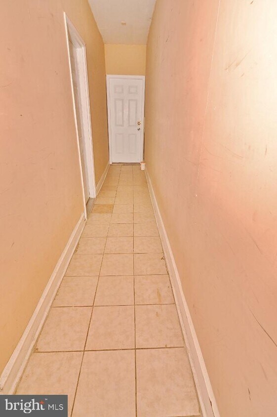 5426 Angora Terrace Unit 2ND FLOOR FRONT, Philadelphia, PA 19143 - Room ...